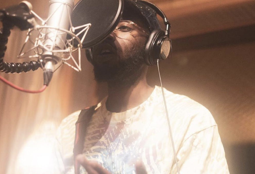 Bakari nous souhaite la "BienvenueDansleStud" - Raplume